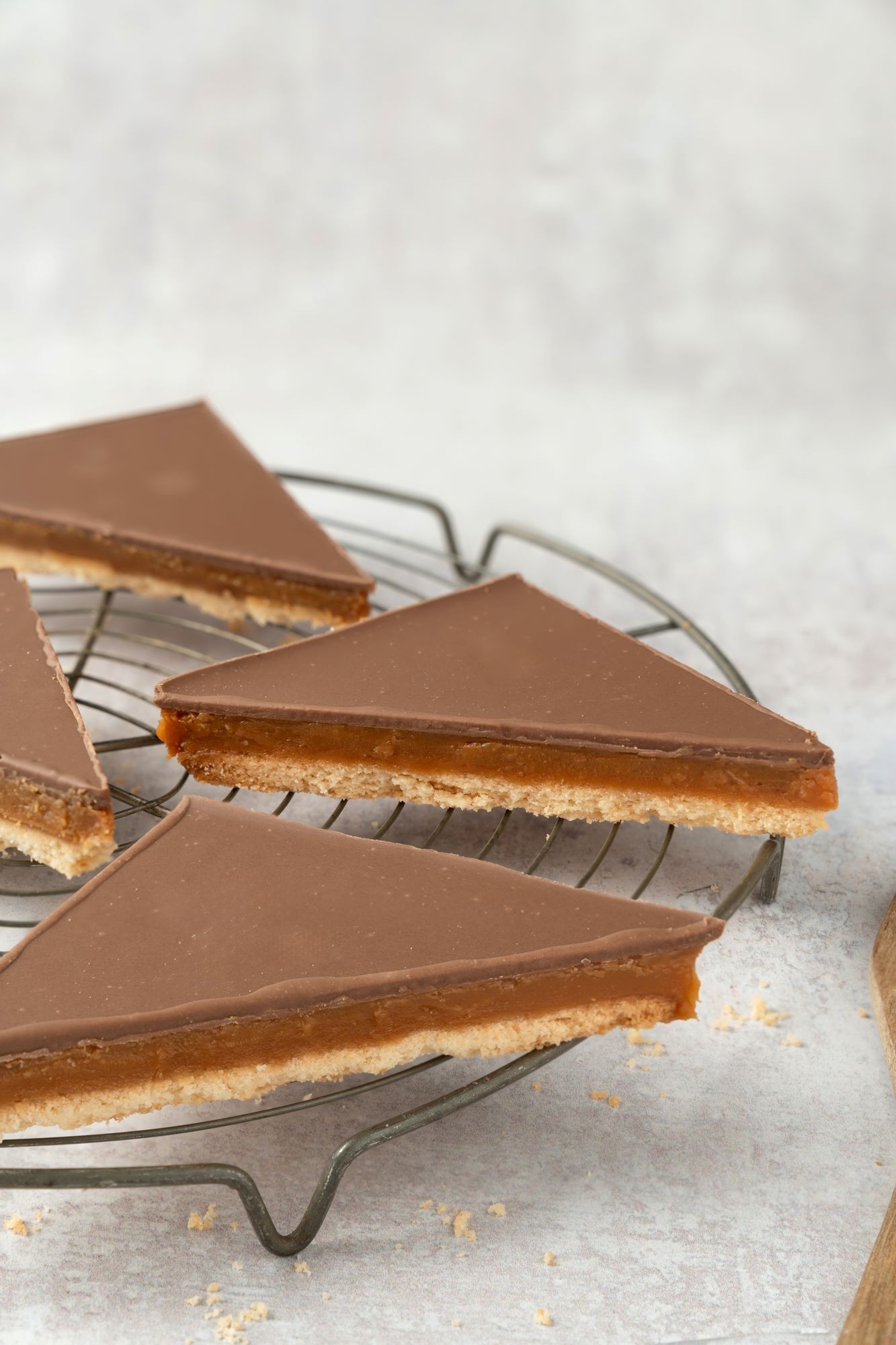 BAKO Caramel Shortcake Traybake 2x1kg | BAKO Group Limited